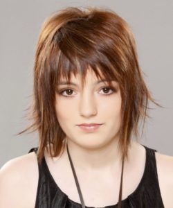 40 Fantastic Razor Cut Hairstyles With Images – SheIdeas