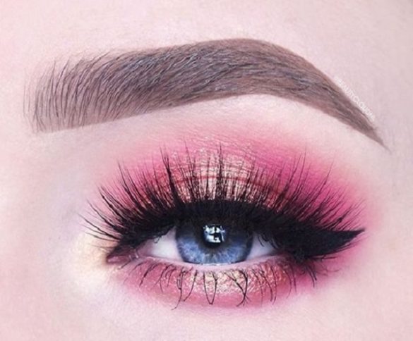 45 Pink Eye Makeup Looks to Make You Feel Dolled Up – SheIdeas