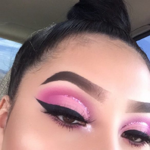 45 Pink Eye Makeup Looks to Make You Feel Dolled Up – SheIdeas